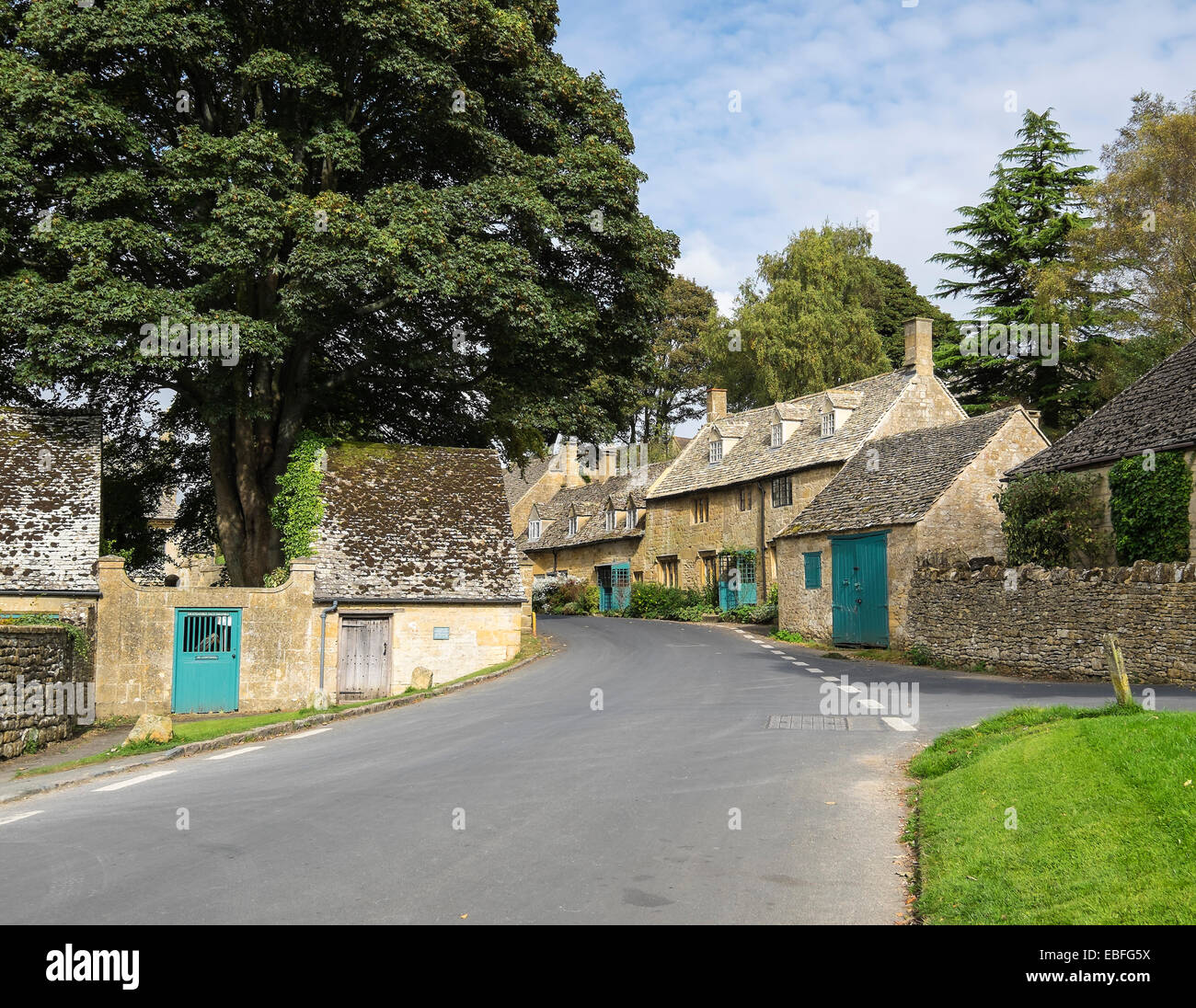 Snowshill manor holiday cottages Snowshill village The Cotswolds ...