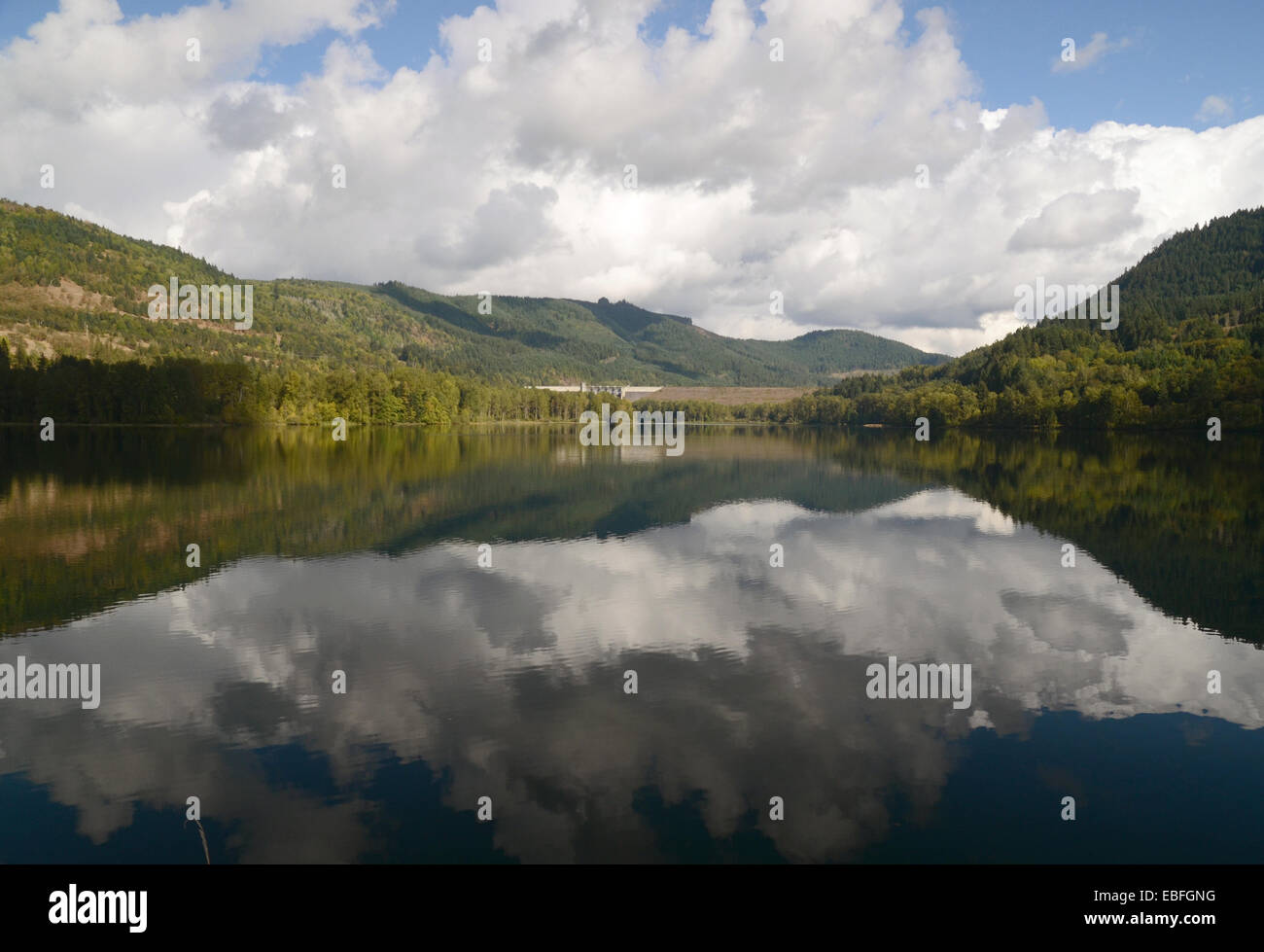 Lookout dam hi-res stock photography and images - Alamy