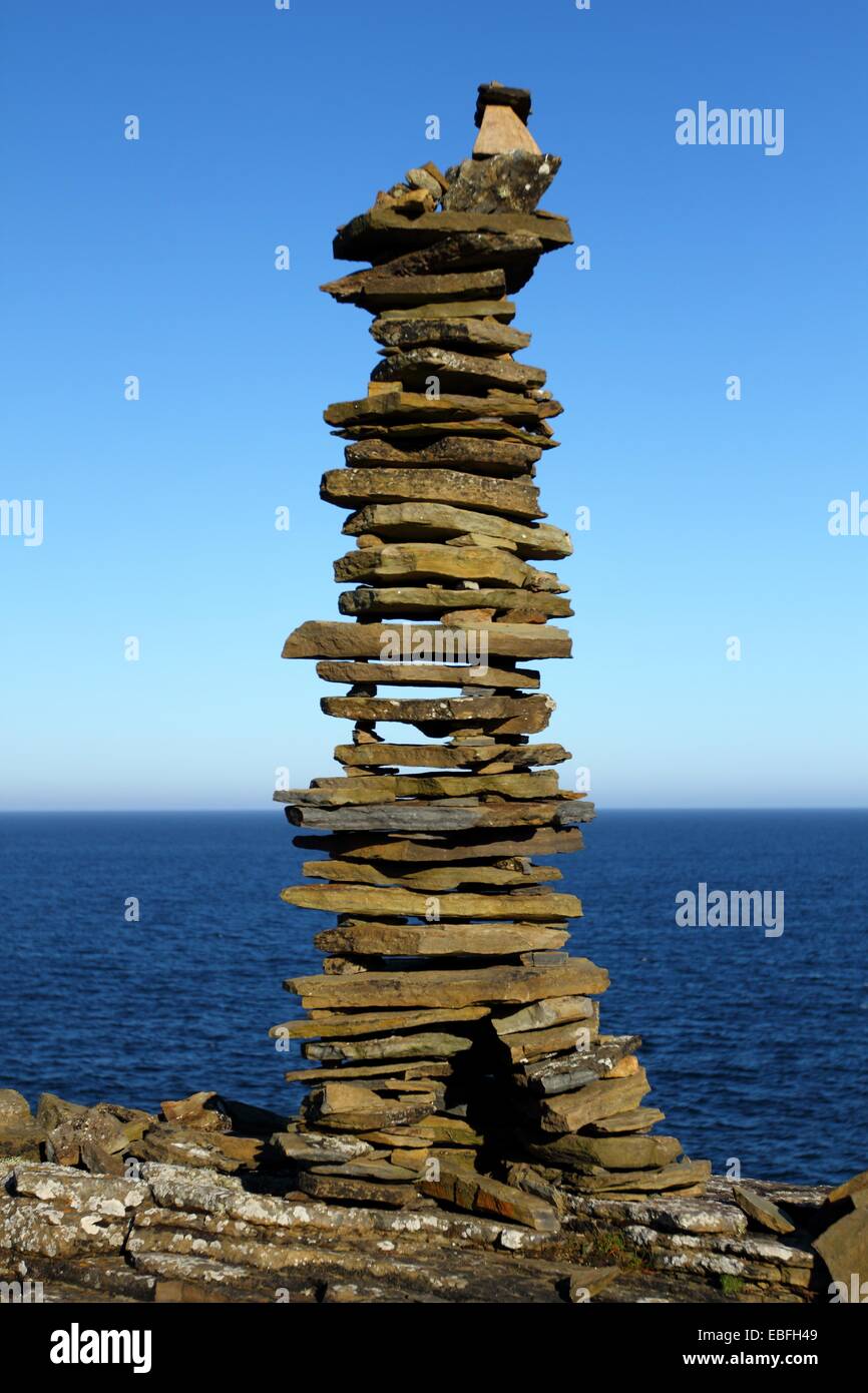 Rock stack overlooking cliff hi-res stock photography and images - Alamy