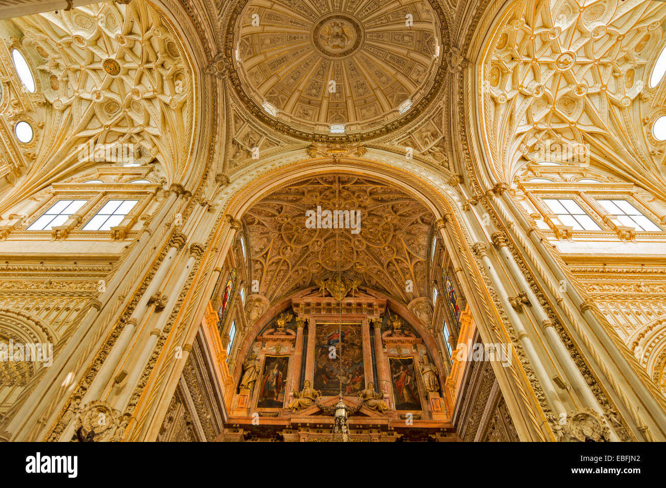 Altar dome hi-res stock photography and images - Alamy