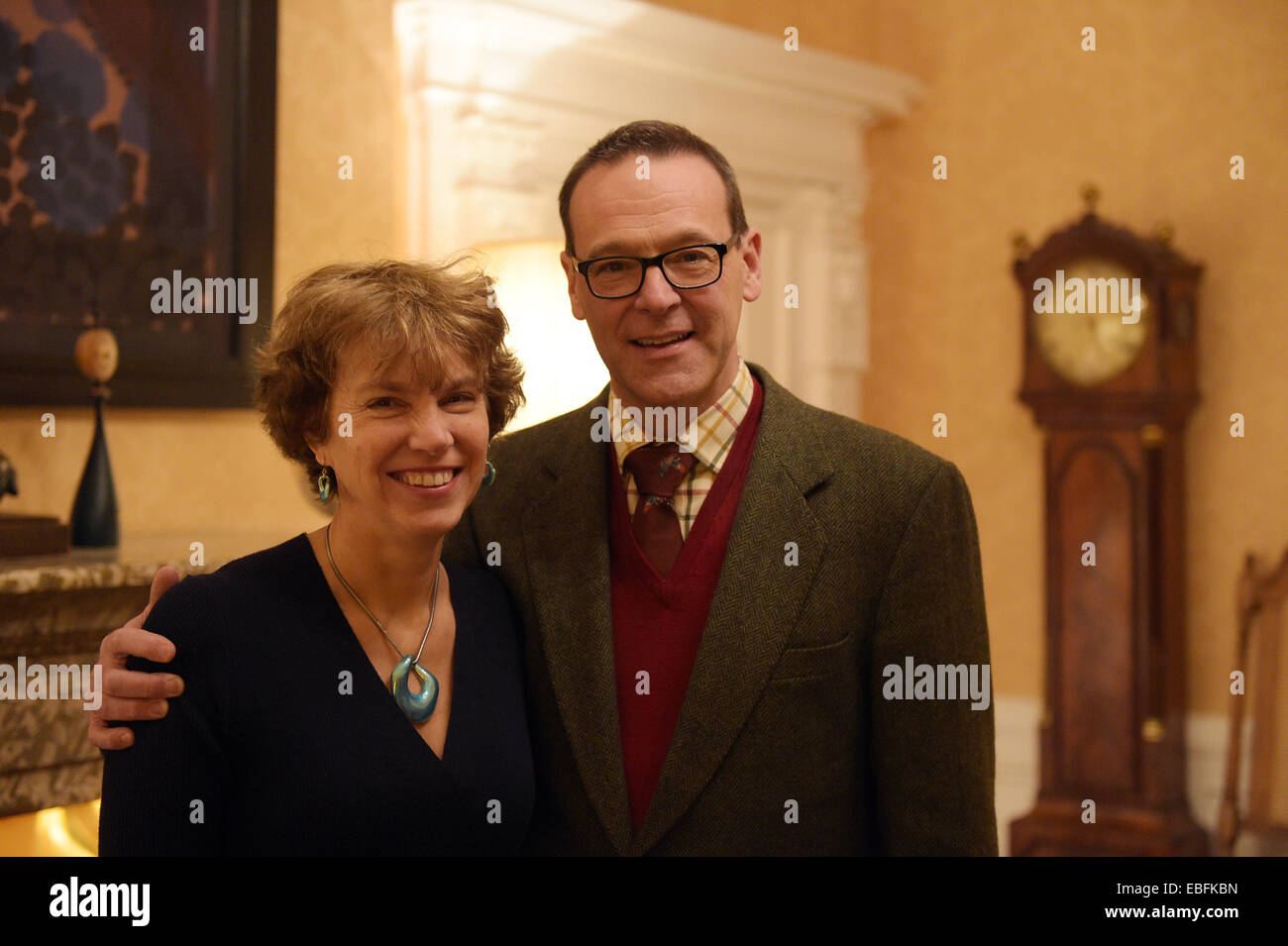 Sir simon mcdonald hi-res stock photography and images - Alamy