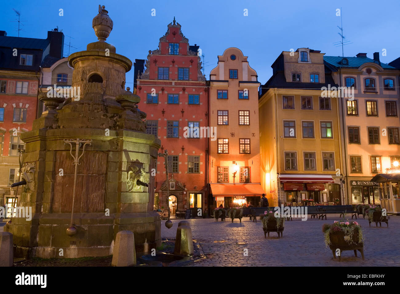 Stortorget Square, Old Town, Gamla Stan, Stockholm, Sweden Stock Photo ...