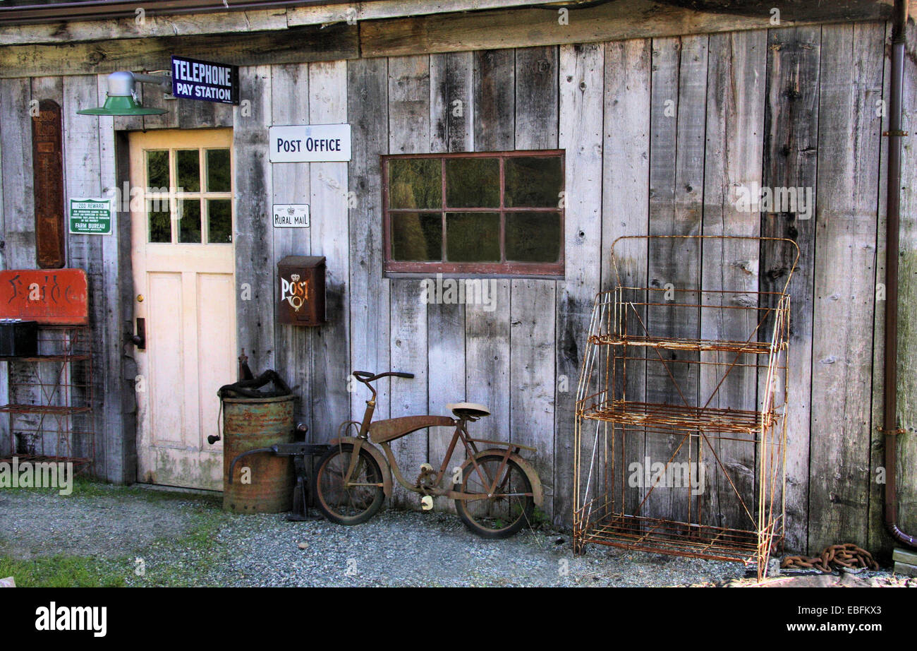 An old rustic building Stock Photo - Alamy