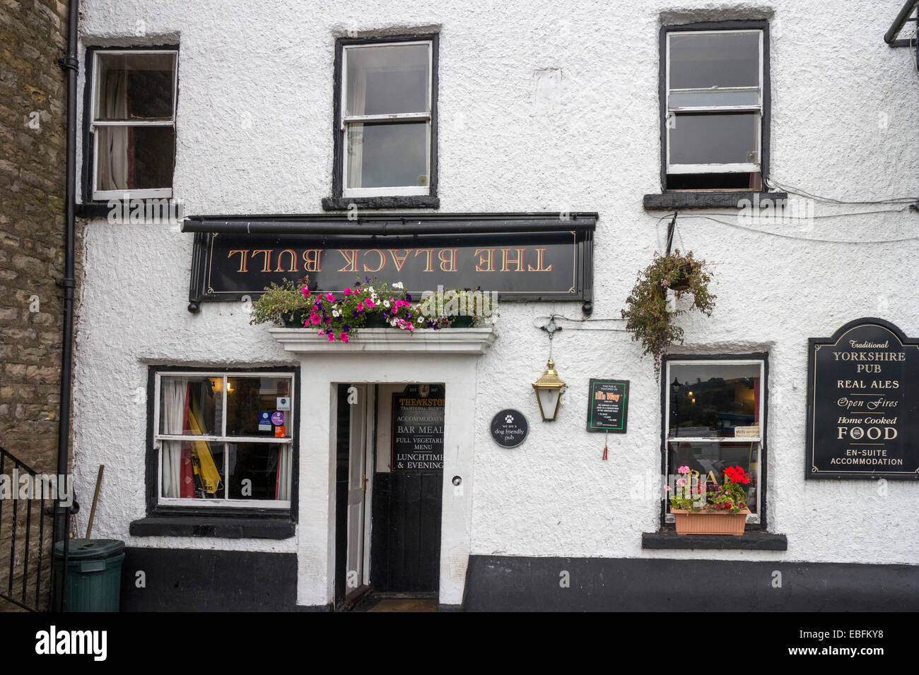 Reeth hi-res stock photography and images - Alamy