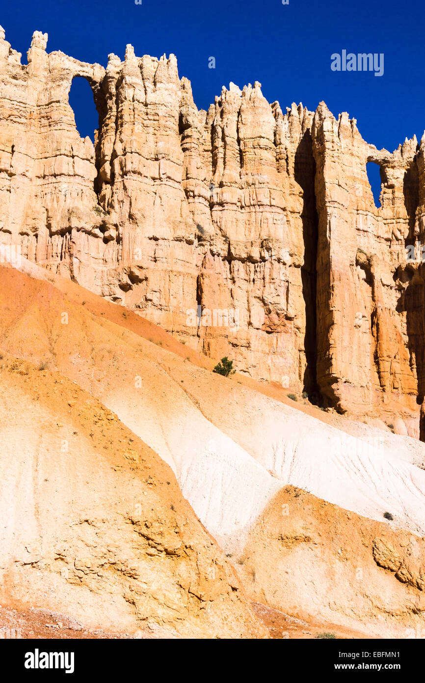 Bryce canyon wall of windows hi-res stock photography and images - Alamy