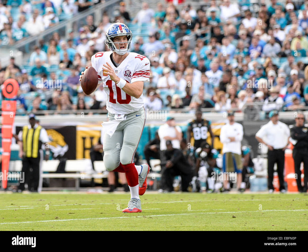 Jacksonville, FL, USA. 30th Nov, 2014. New York Giants quarterback Eli ...