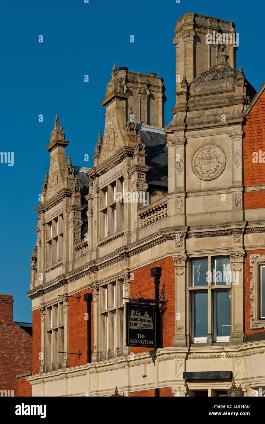 Public house and victorian hi-res stock photography and images - Alamy