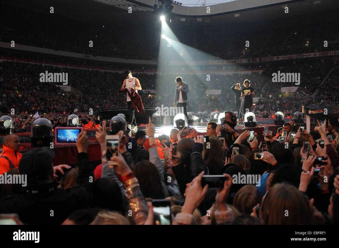One Direction kick off 'Where We Are Tour' in Sunderland Featuring: One ...