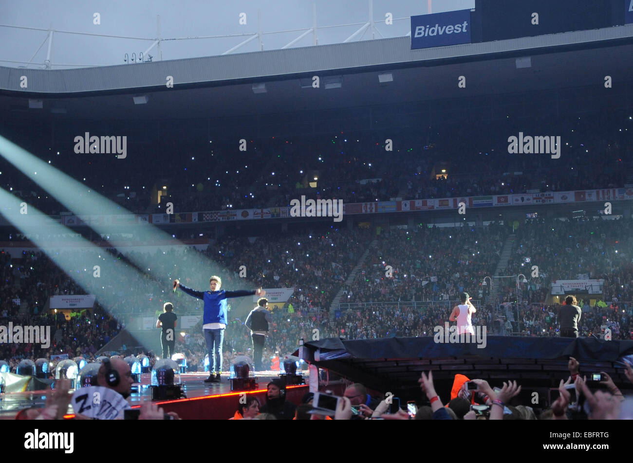 One Direction kick off 'Where We Are Tour' in Sunderland Featuring: One ...