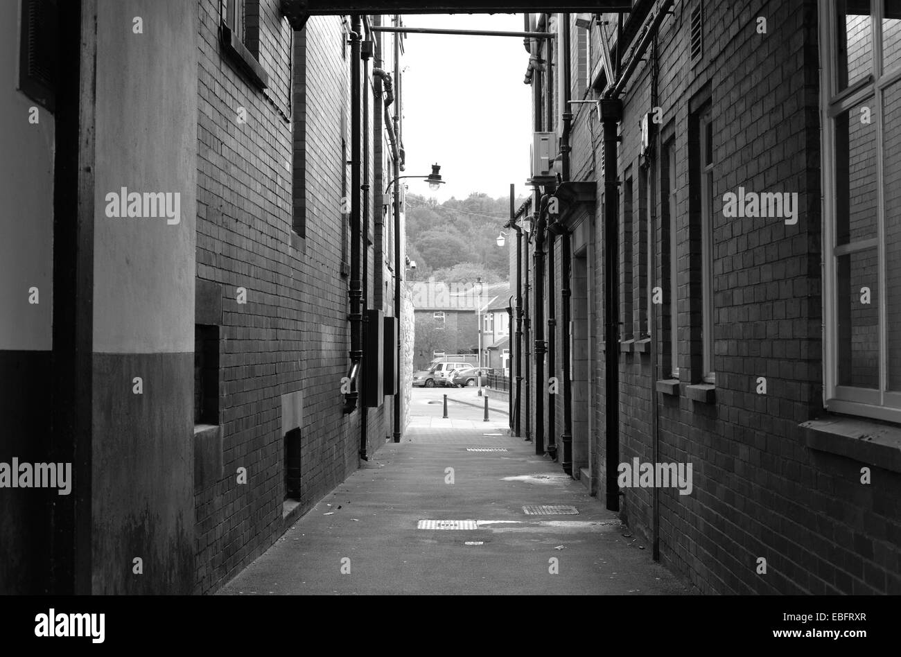 Seedy alley hi-res stock photography and images - Alamy