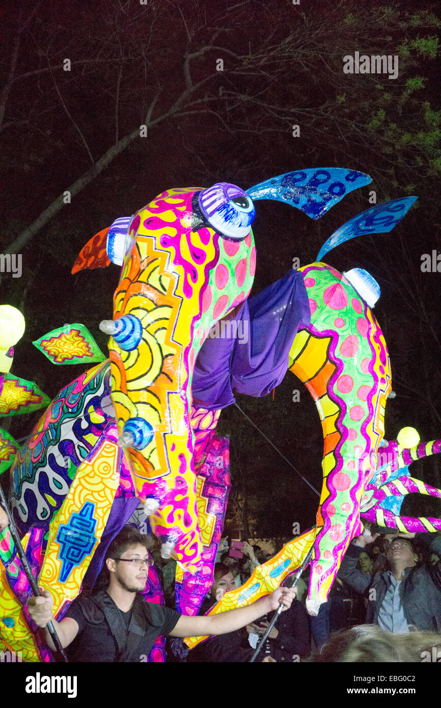 Giant alebrijes hi-res stock photography and images - Alamy