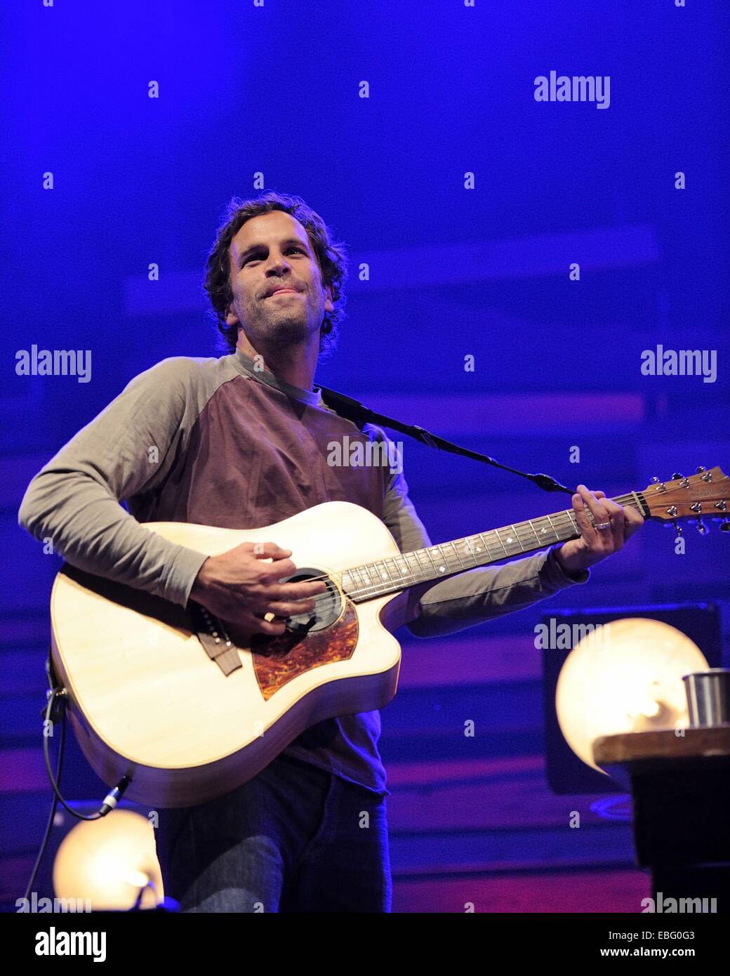 Jack Johnson's From Here To Now To You concert at the Molson Canadian ...