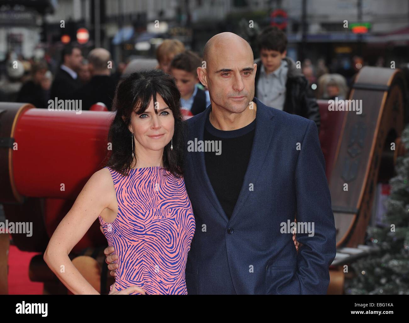 Liza marshall and mark strong hi-res stock photography and images - Alamy