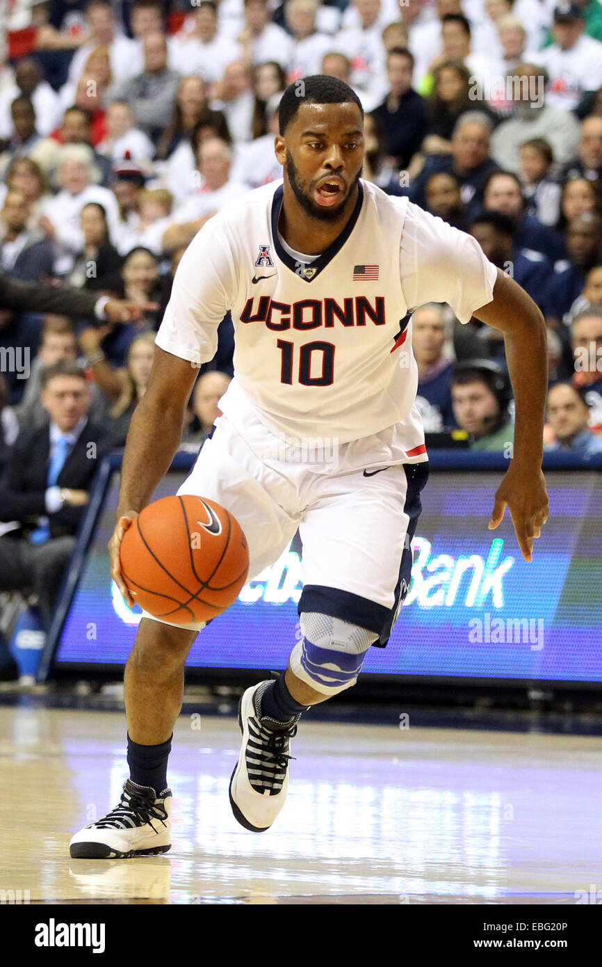 Storrs, Connecticut, USA. 30th Nov, 2014. Connecticut Huskies guard Sam ...