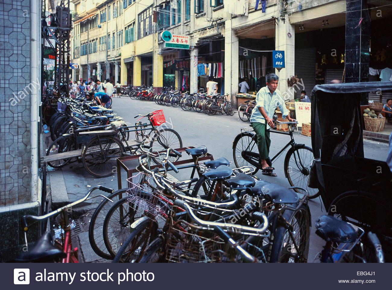 Fujian China Shops High Resolution Stock Photography and Images - Alamy