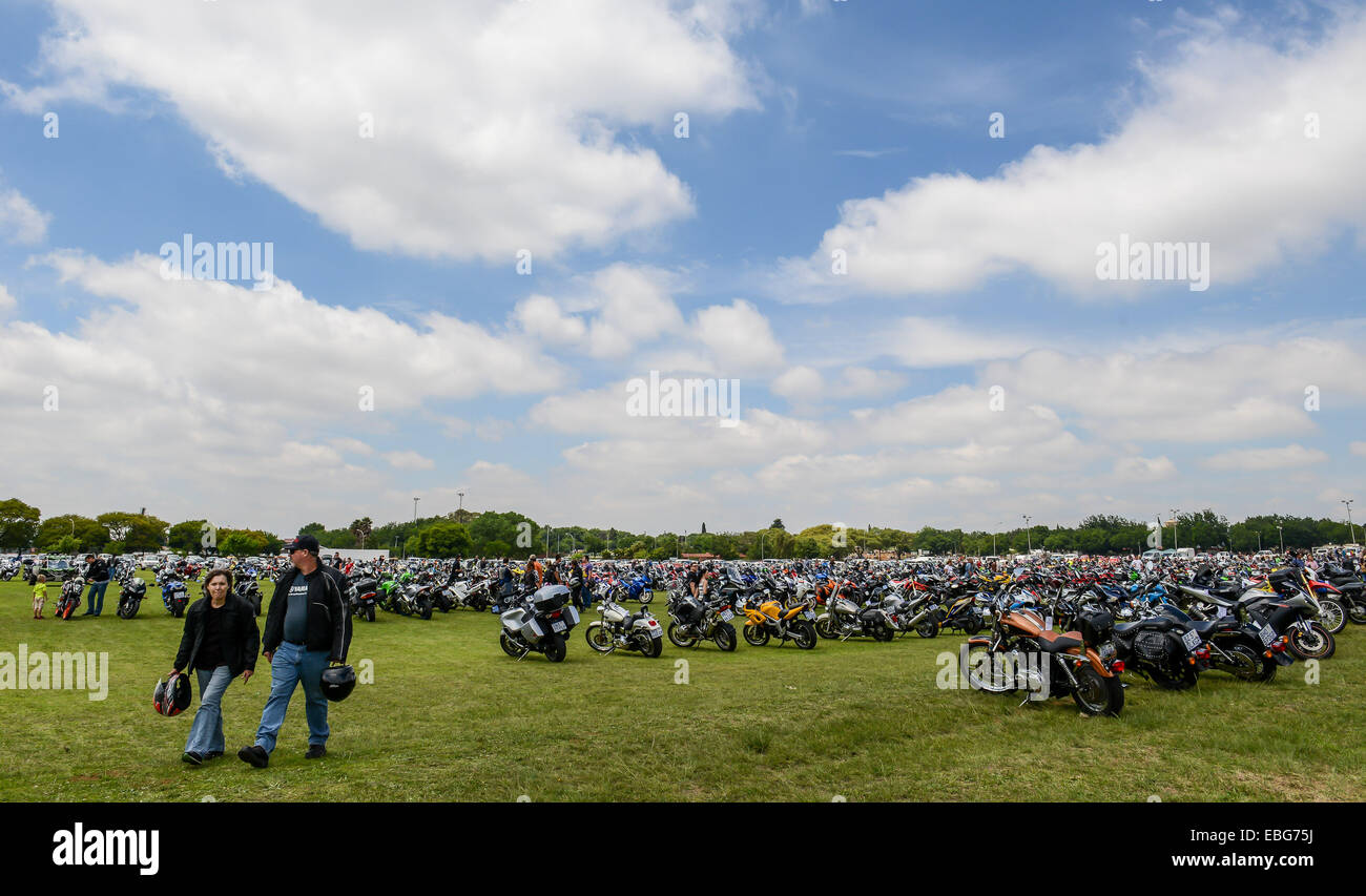 Toy motorcycles hi-res stock photography and images - Alamy