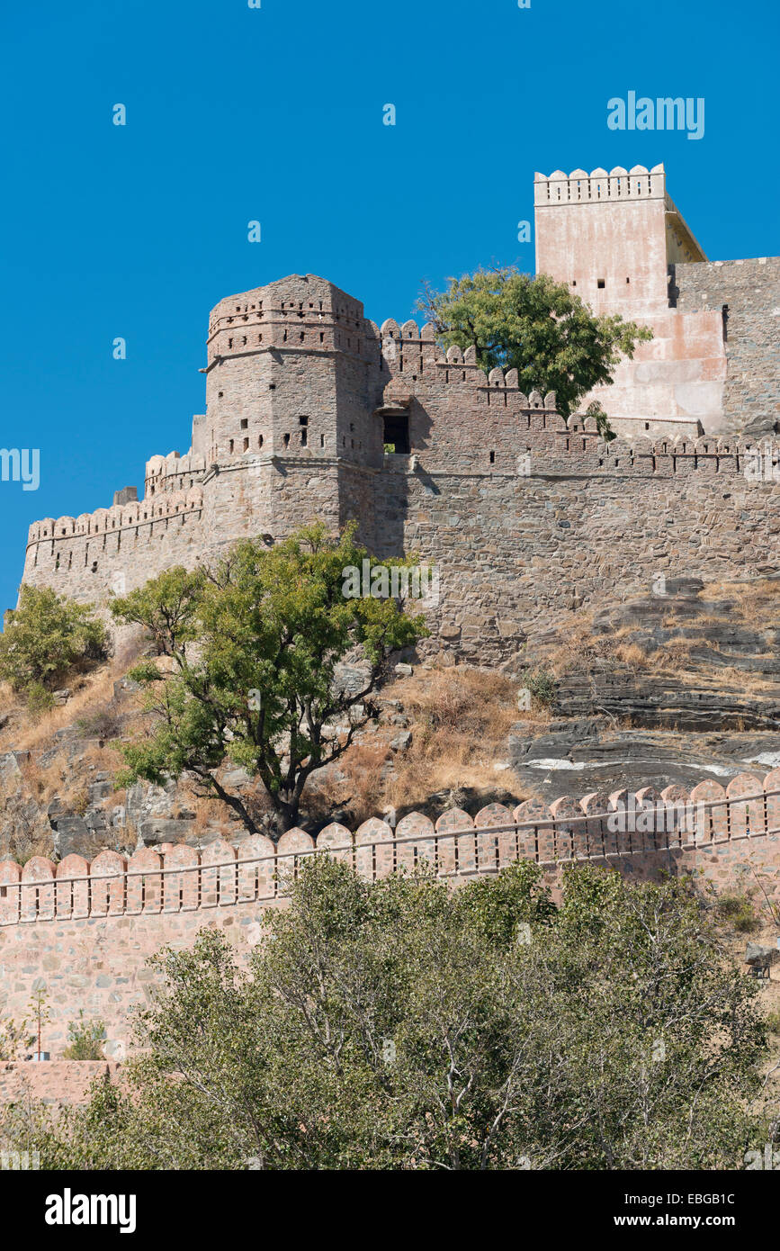 Kumbhalgarh fort hi-res stock photography and images - Alamy