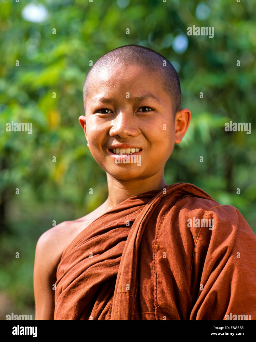Buddhist novice hi-res stock photography and images - Alamy