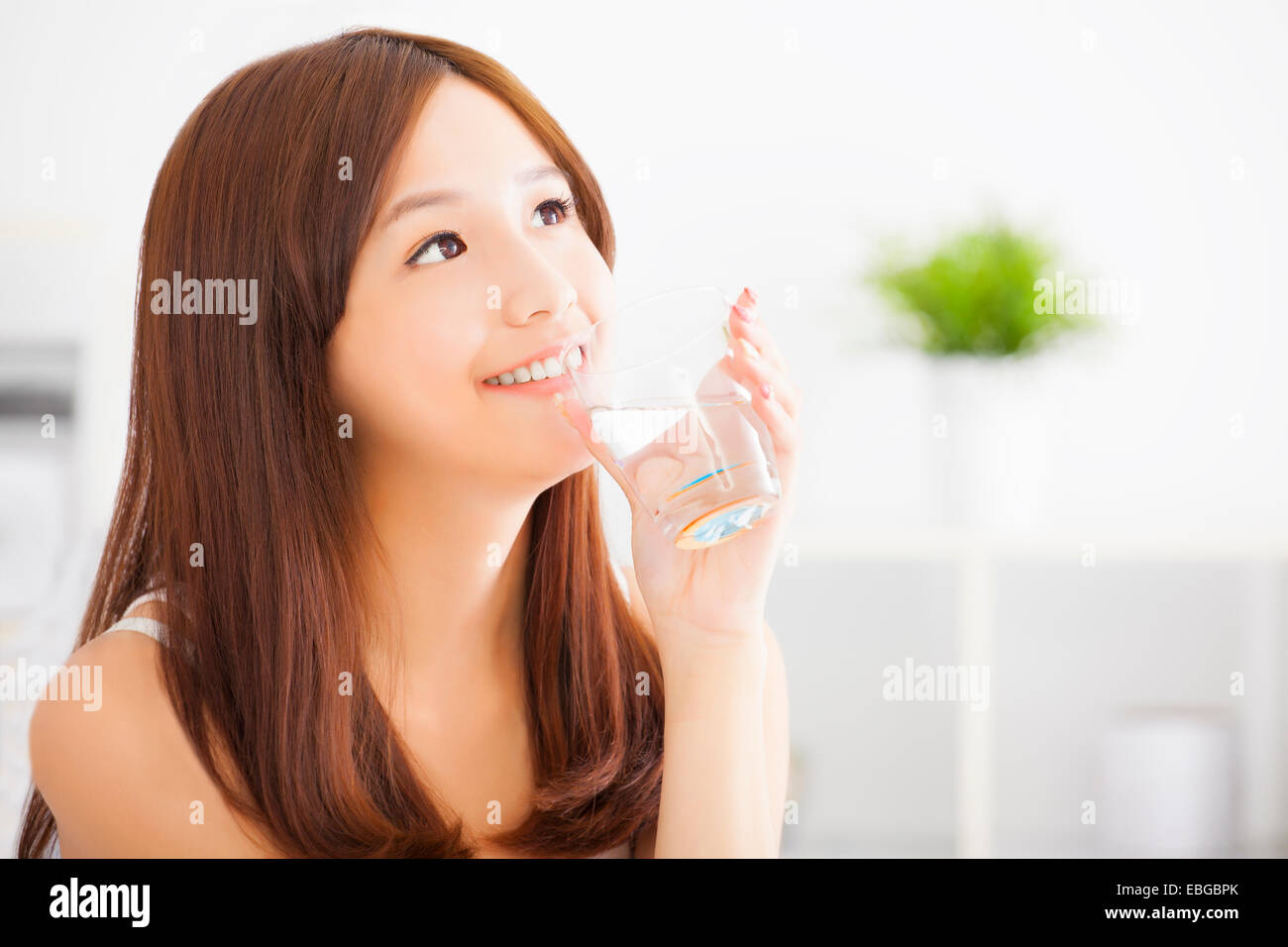 Face drink water asia woman hi-res stock photography and images - Alamy