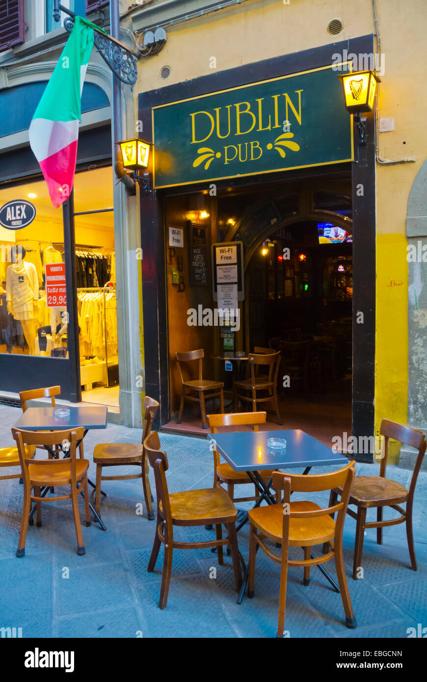 Irish pub, Florence, Tuscany, Italy Stock Photo - Alamy