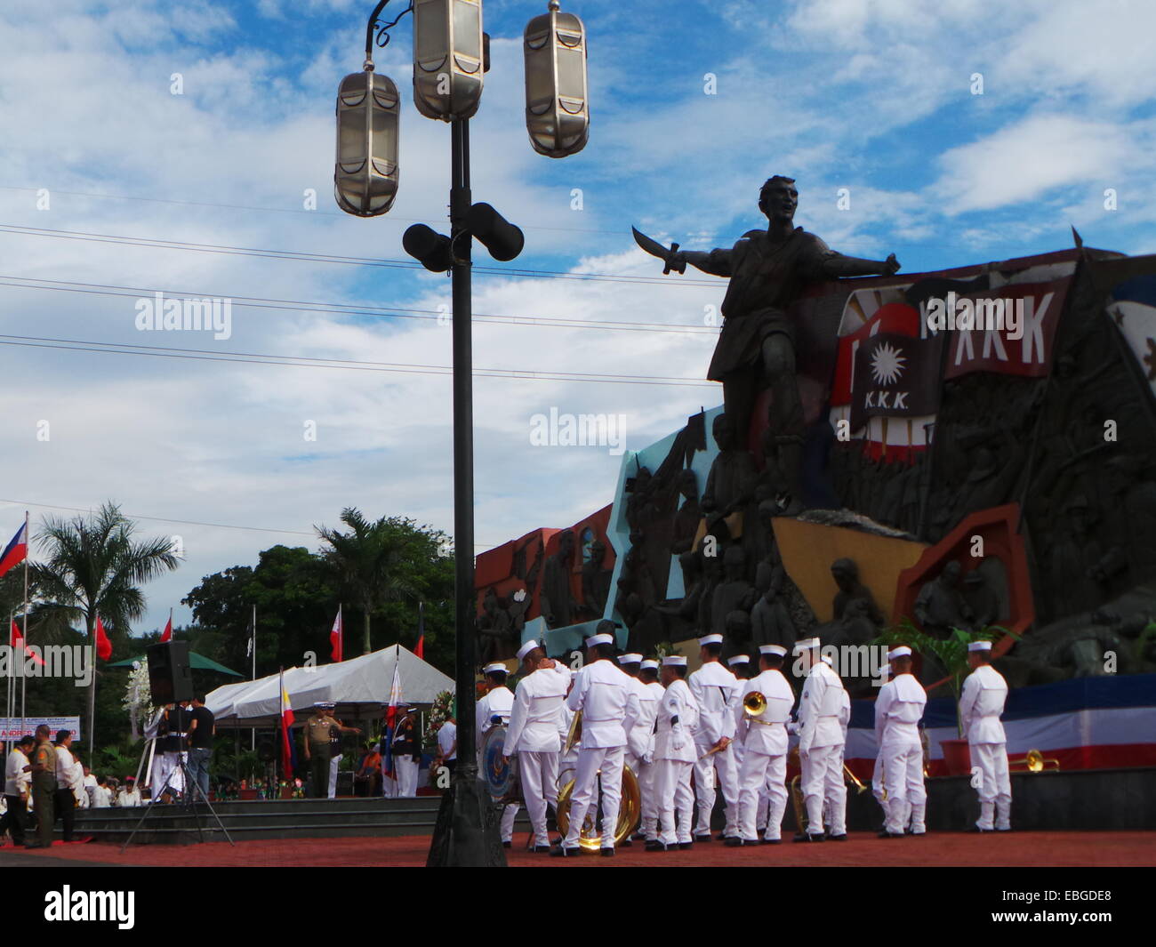 Various government agencies offers wreath at Bonifacio Shrine in Manila ...