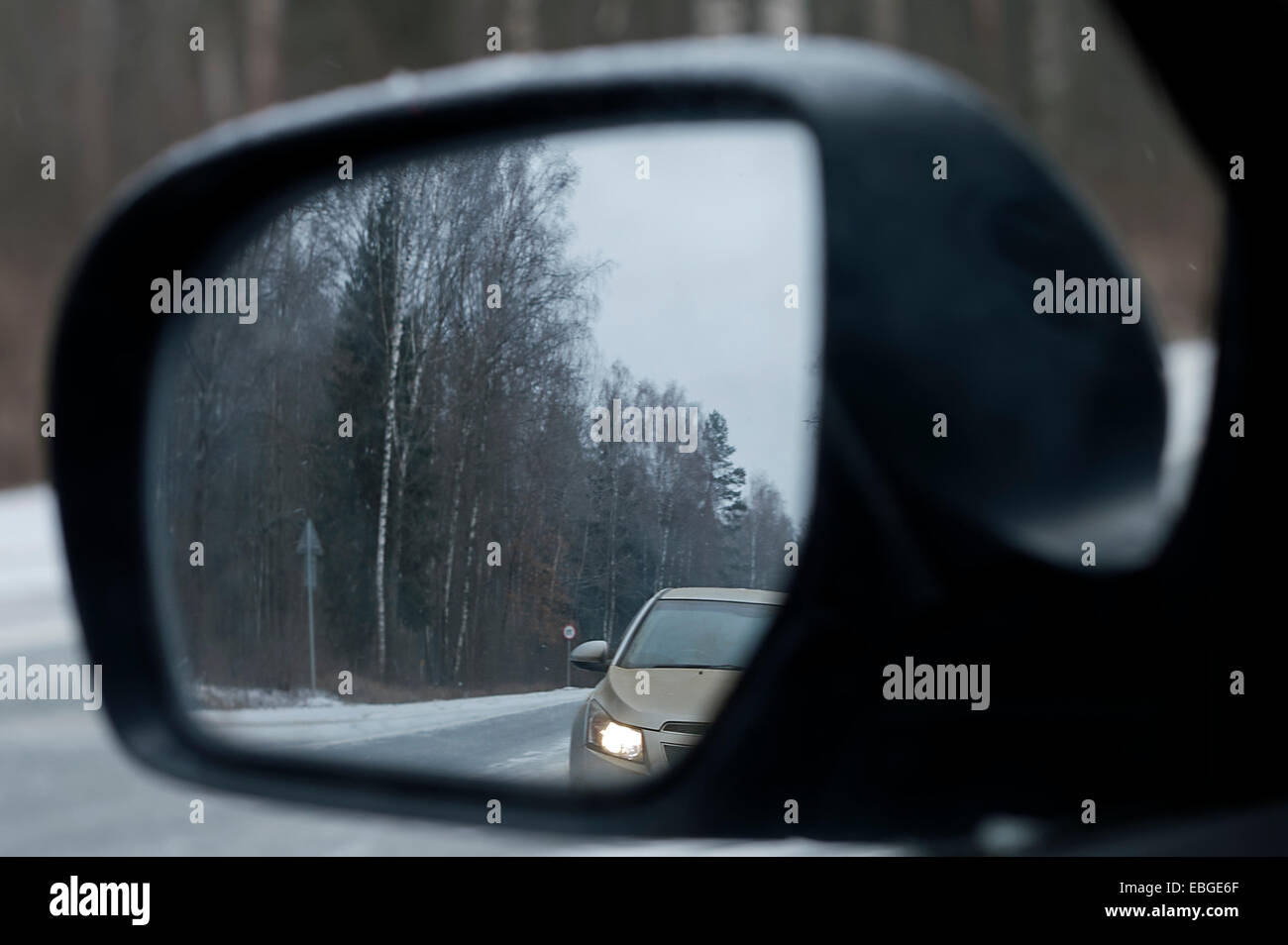 Car overtake light hi-res stock photography and images - Alamy
