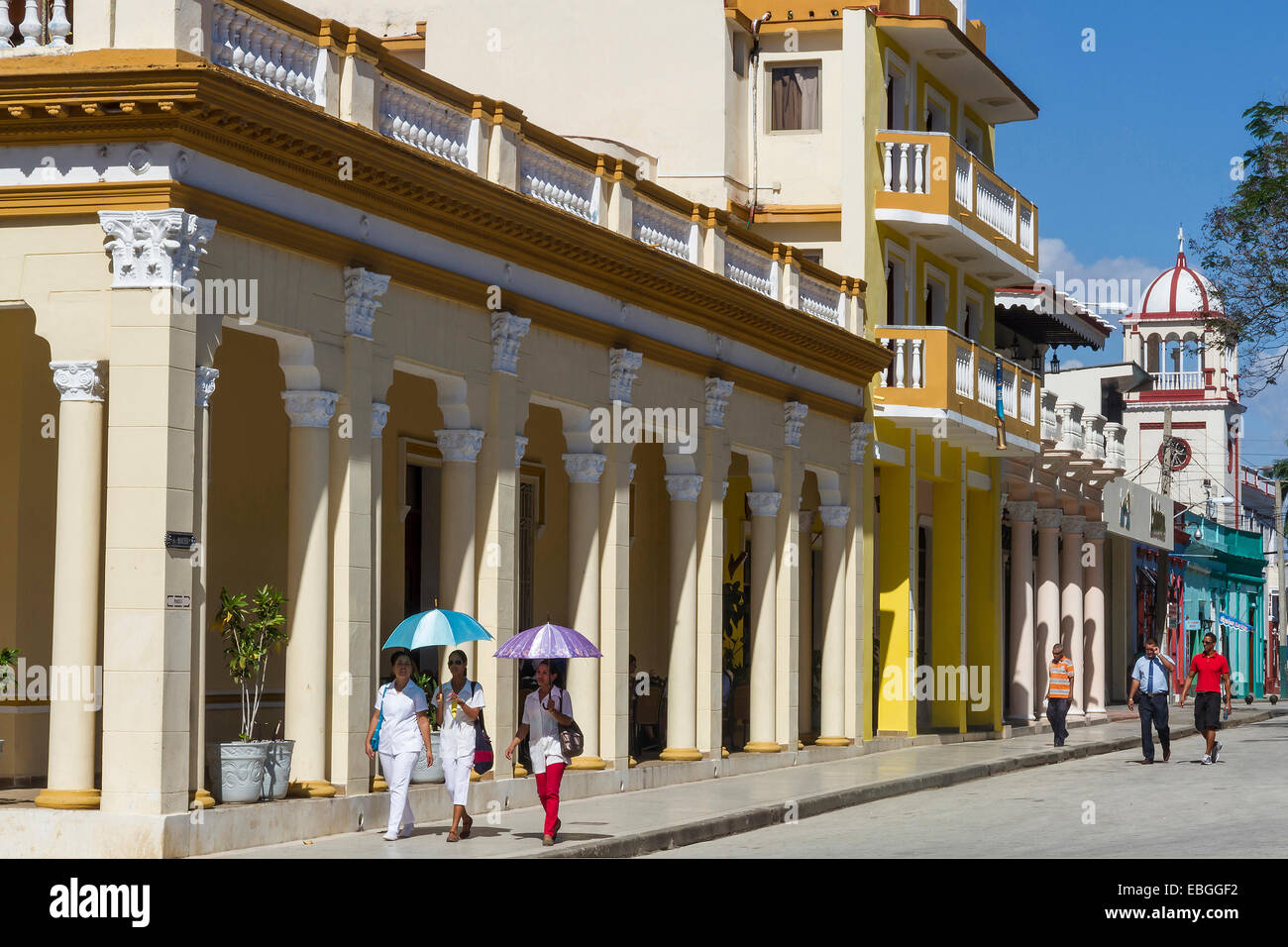 Bayamo maceo street architecture hi-res stock photography and images ...