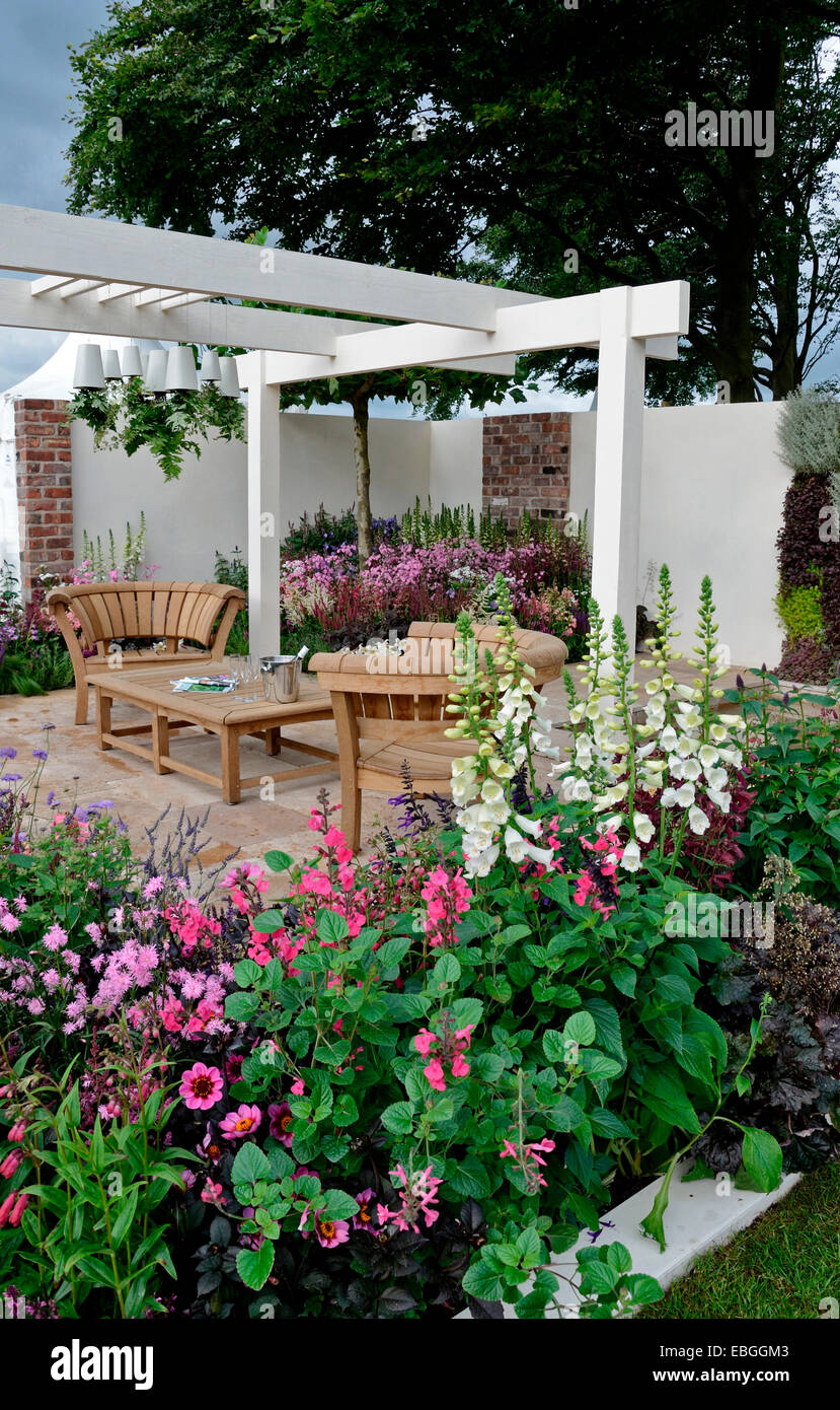 Terraced seating hi-res stock photography and images - Alamy