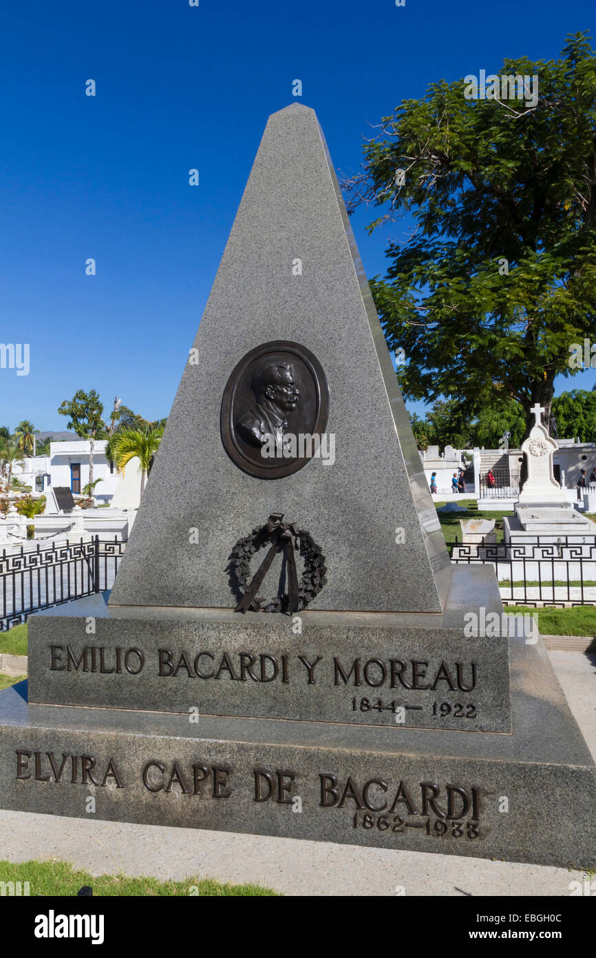 Family tomb hi-res stock photography and images - Alamy