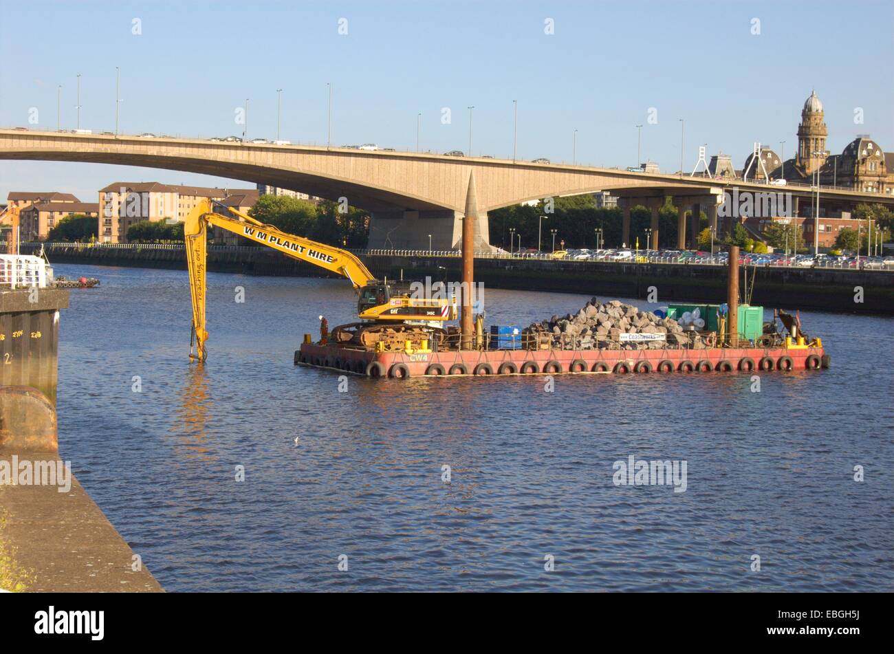 Maintenance barge hi-res stock photography and images - Alamy