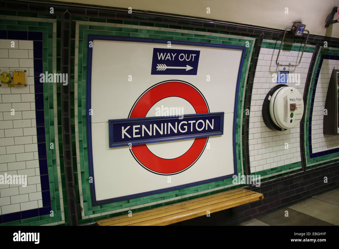 Kennington underground station hi-res stock photography and images - Alamy