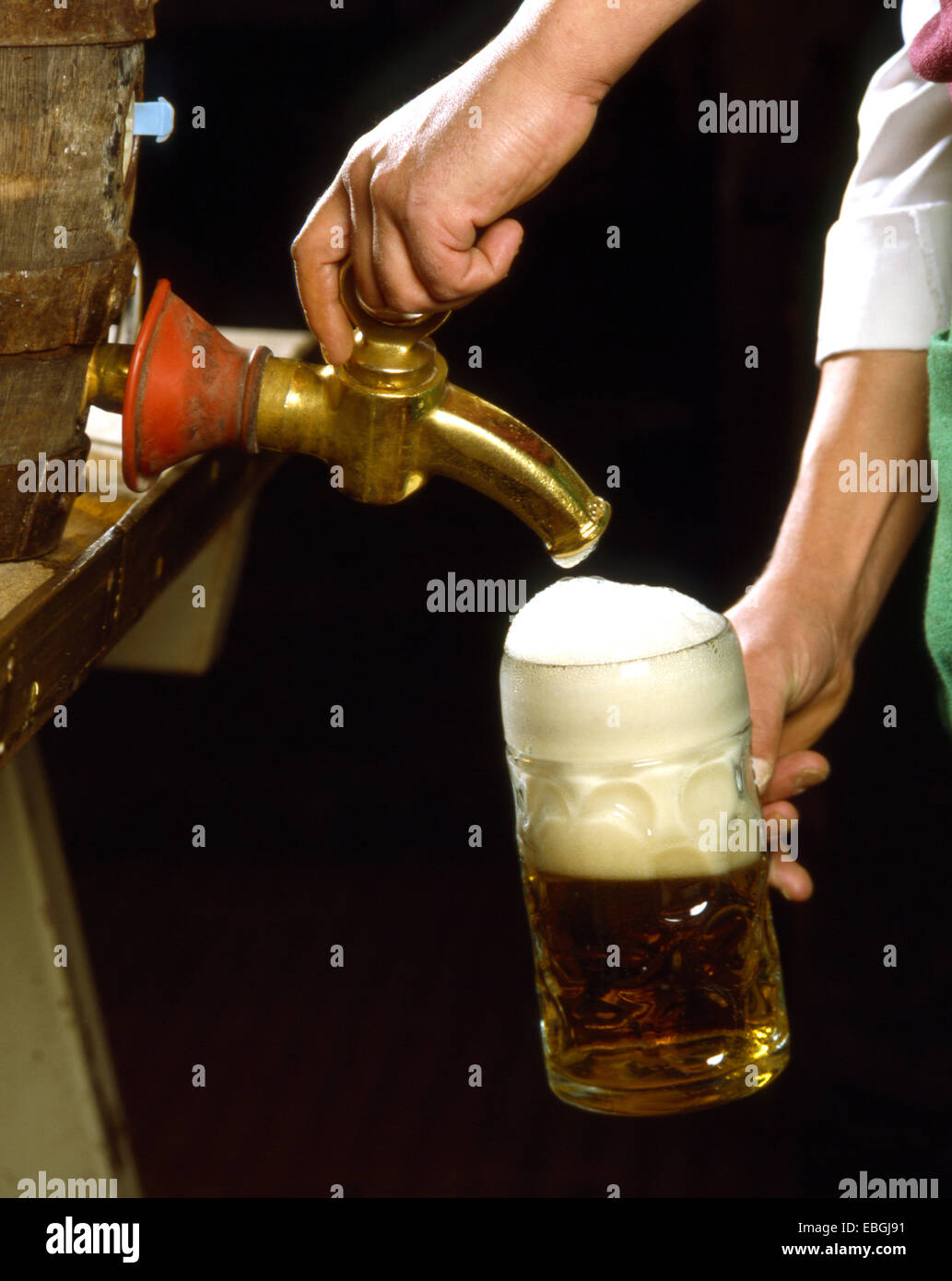 Trunnions hi-res stock photography and images - Alamy
