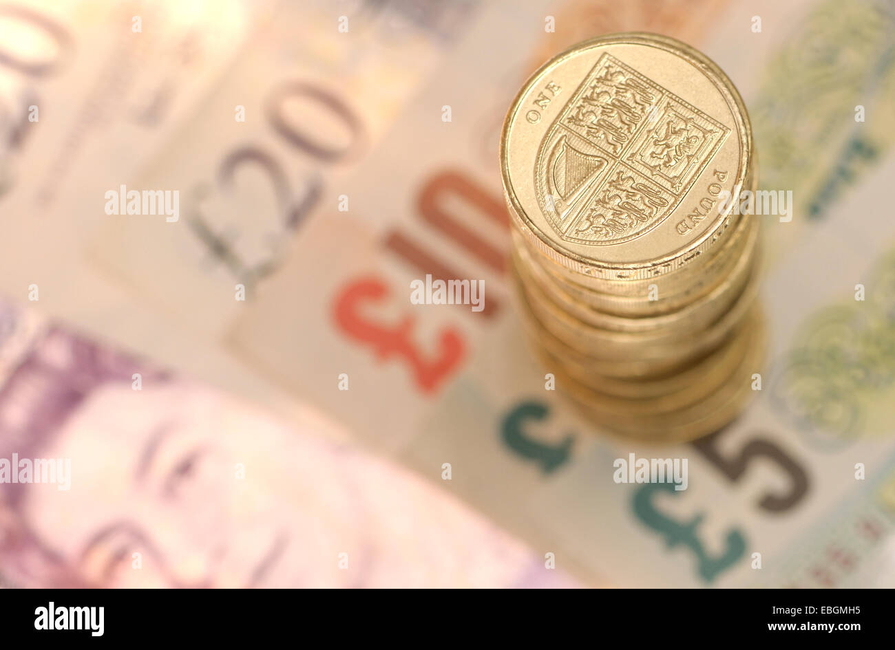 British currency - pound coins and notes Stock Photo - Alamy