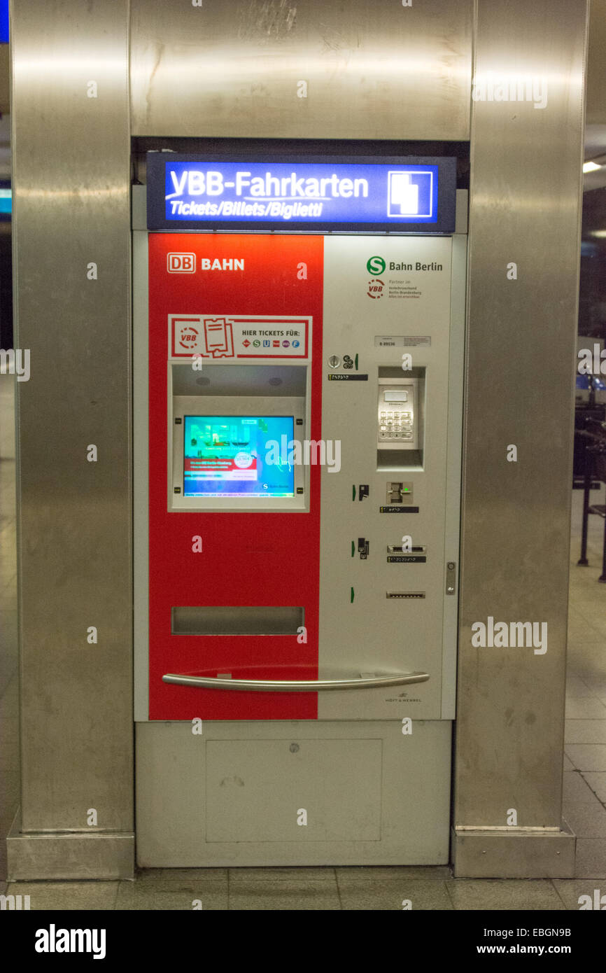 Ticket machine in Berlin Underground Stock Photo - Alamy