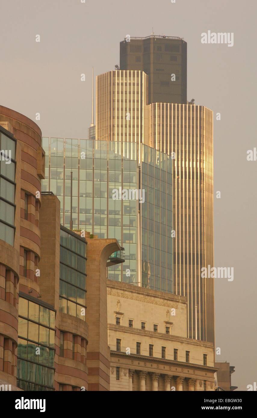Tower 42 in the City of London Stock Photo - Alamy