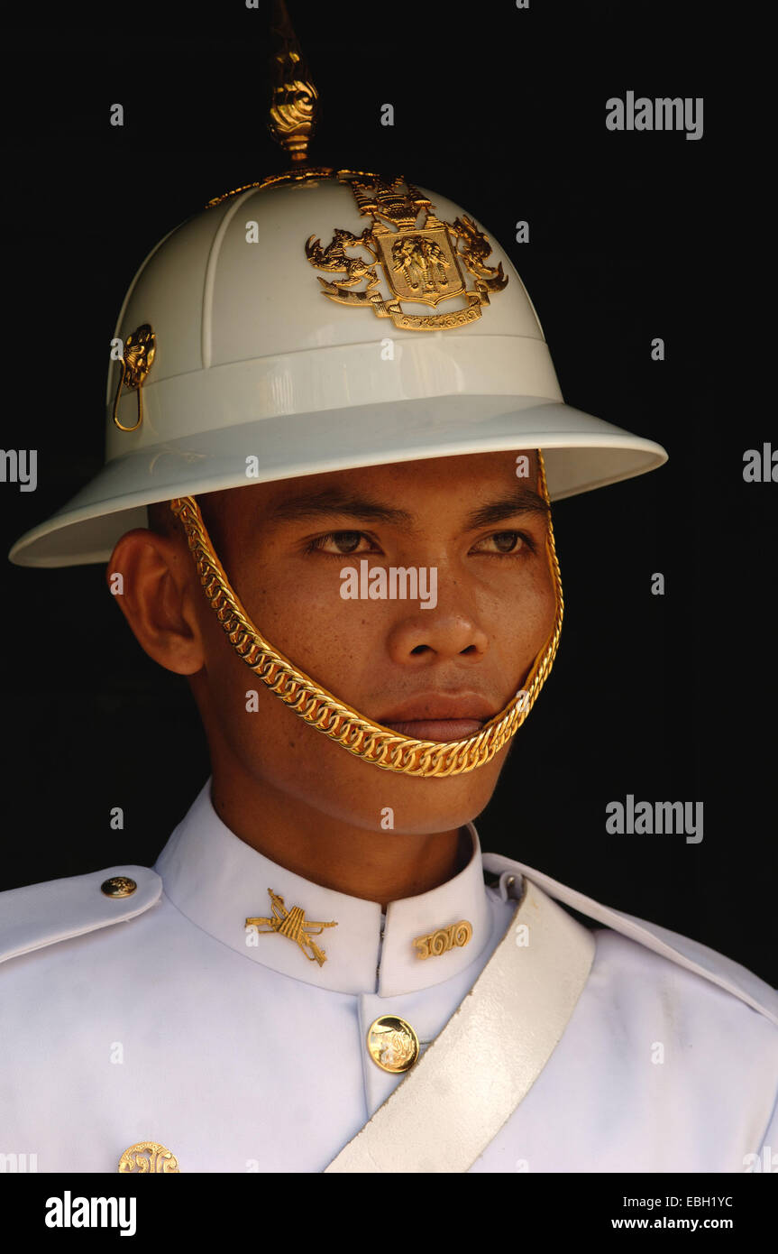 royal guard in the gran palace, Thailand, Bangkok Stock Photo - Alamy