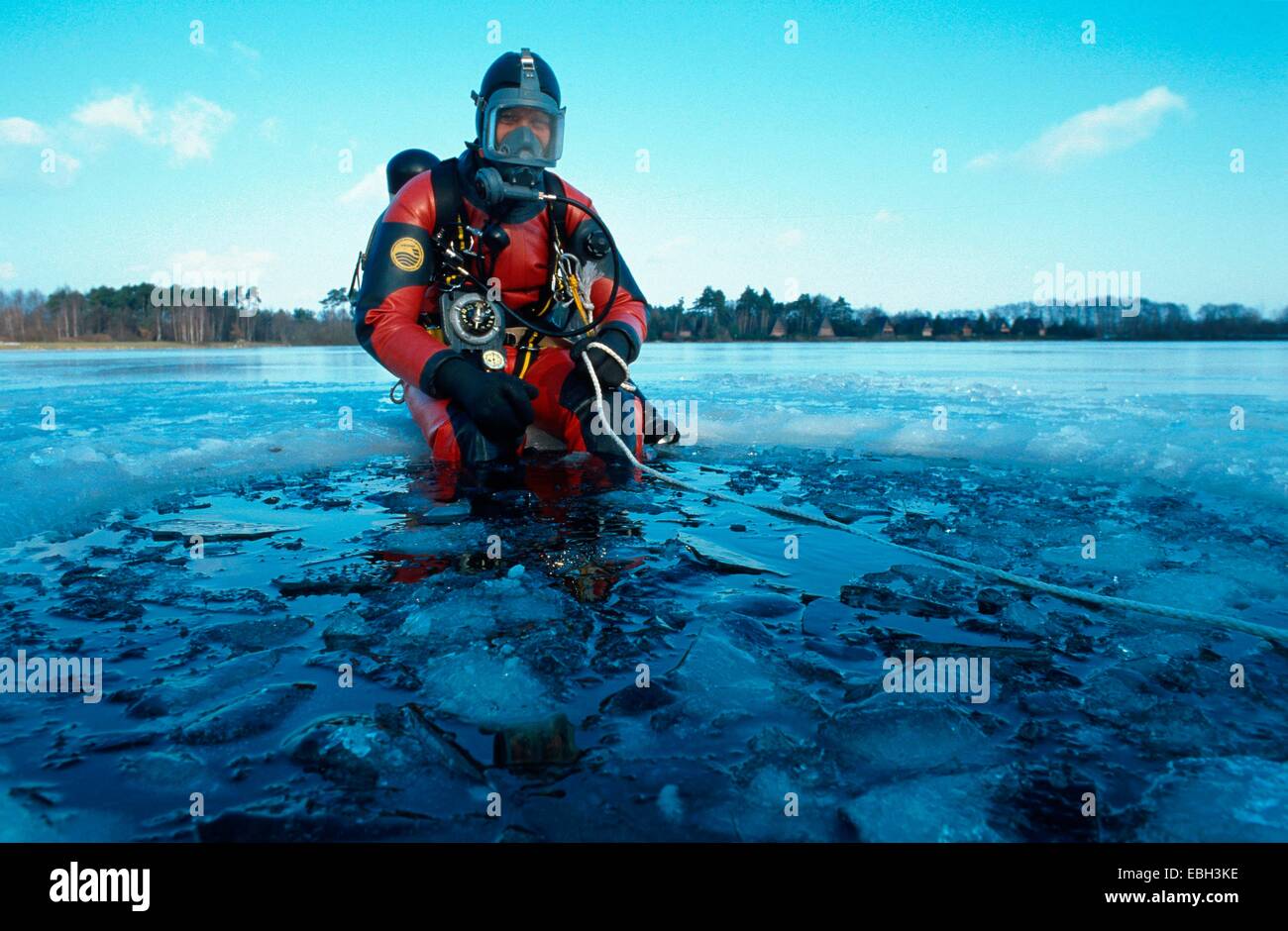 Icehole hi-res stock photography and images - Alamy