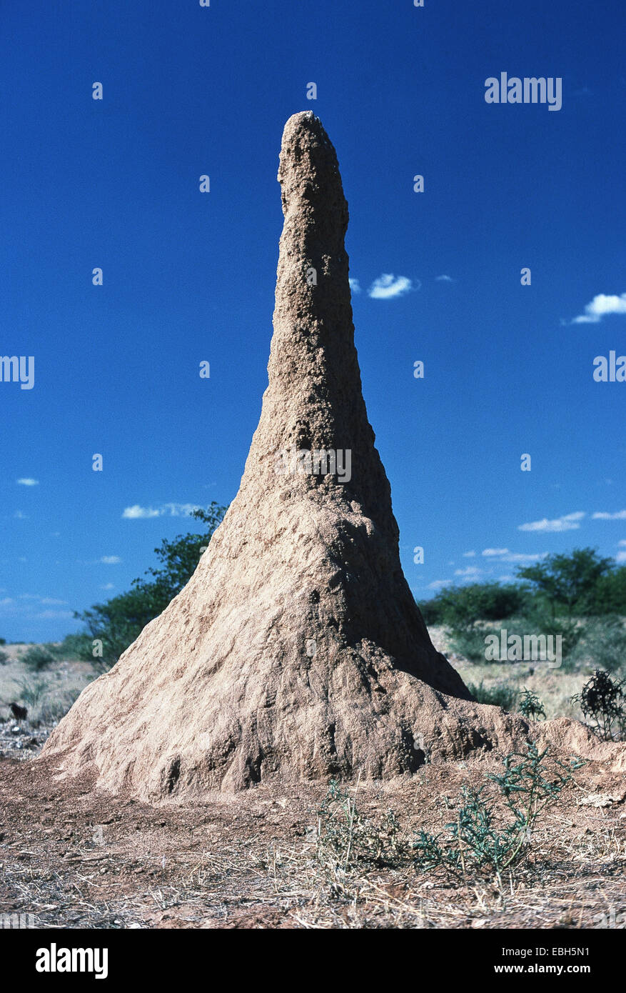 Hill size hi-res stock photography and images - Alamy