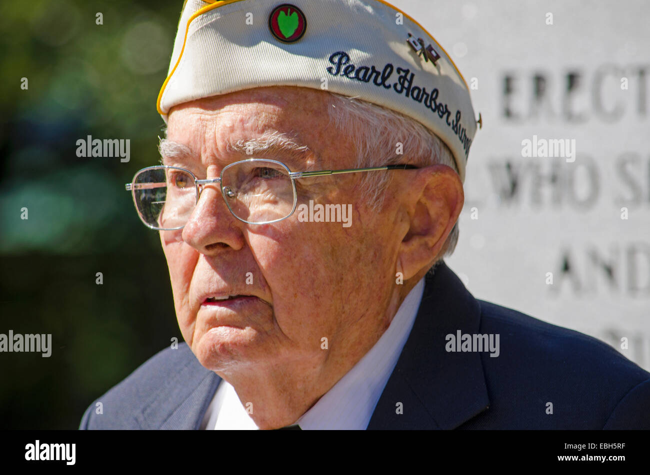 A World War II Veteran and Pearl Harbor Survivor stands at attention ...