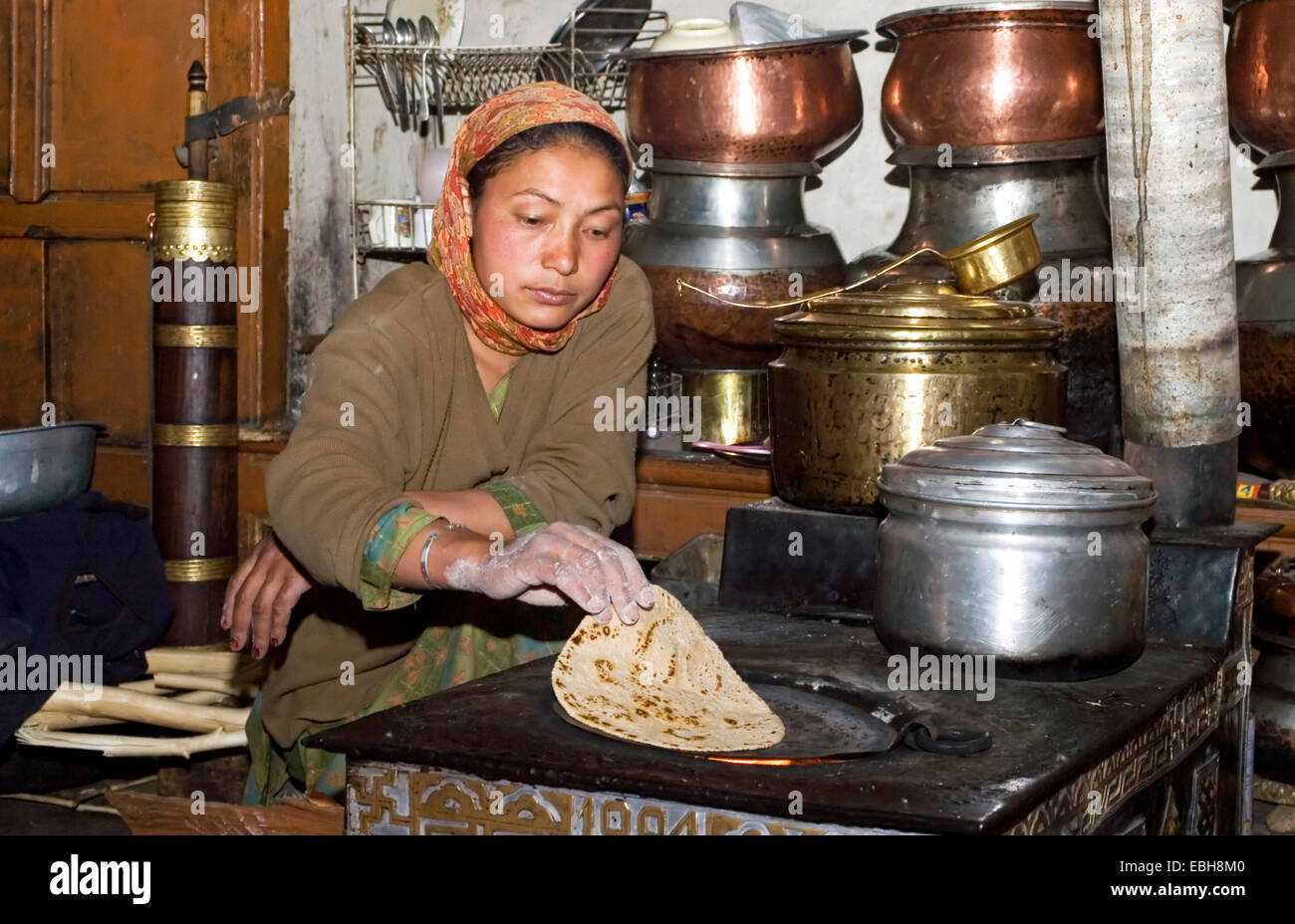Everyday indian pots hi-res stock photography and images - Alamy