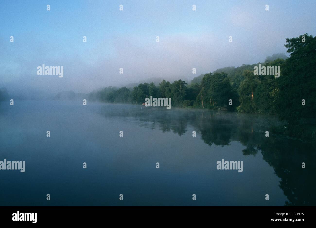 Mist and waters hi-res stock photography and images - Alamy