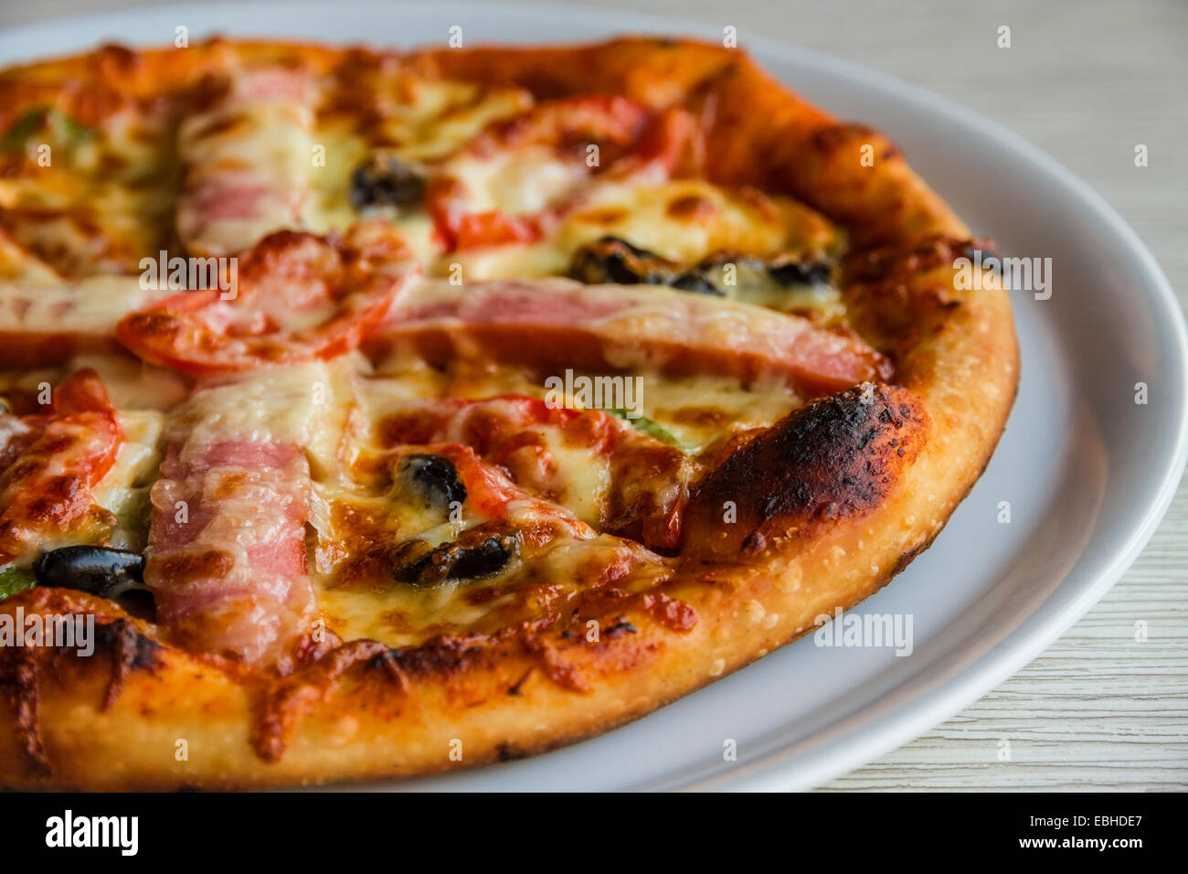 Pizza fast food hi-res stock photography and images - Alamy