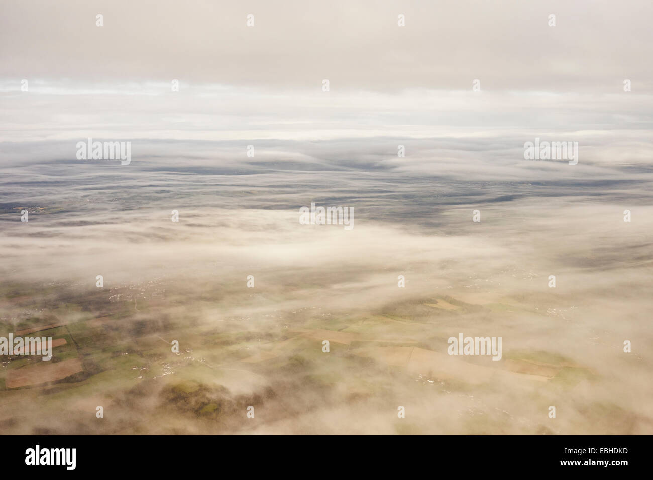 Thin cloud layer hi-res stock photography and images - Alamy