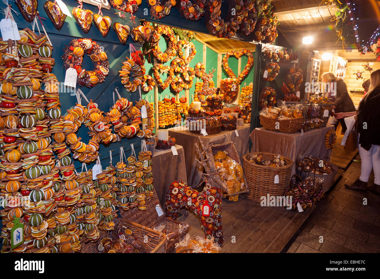 Salisbury christmas market hi-res stock photography and images - Alamy