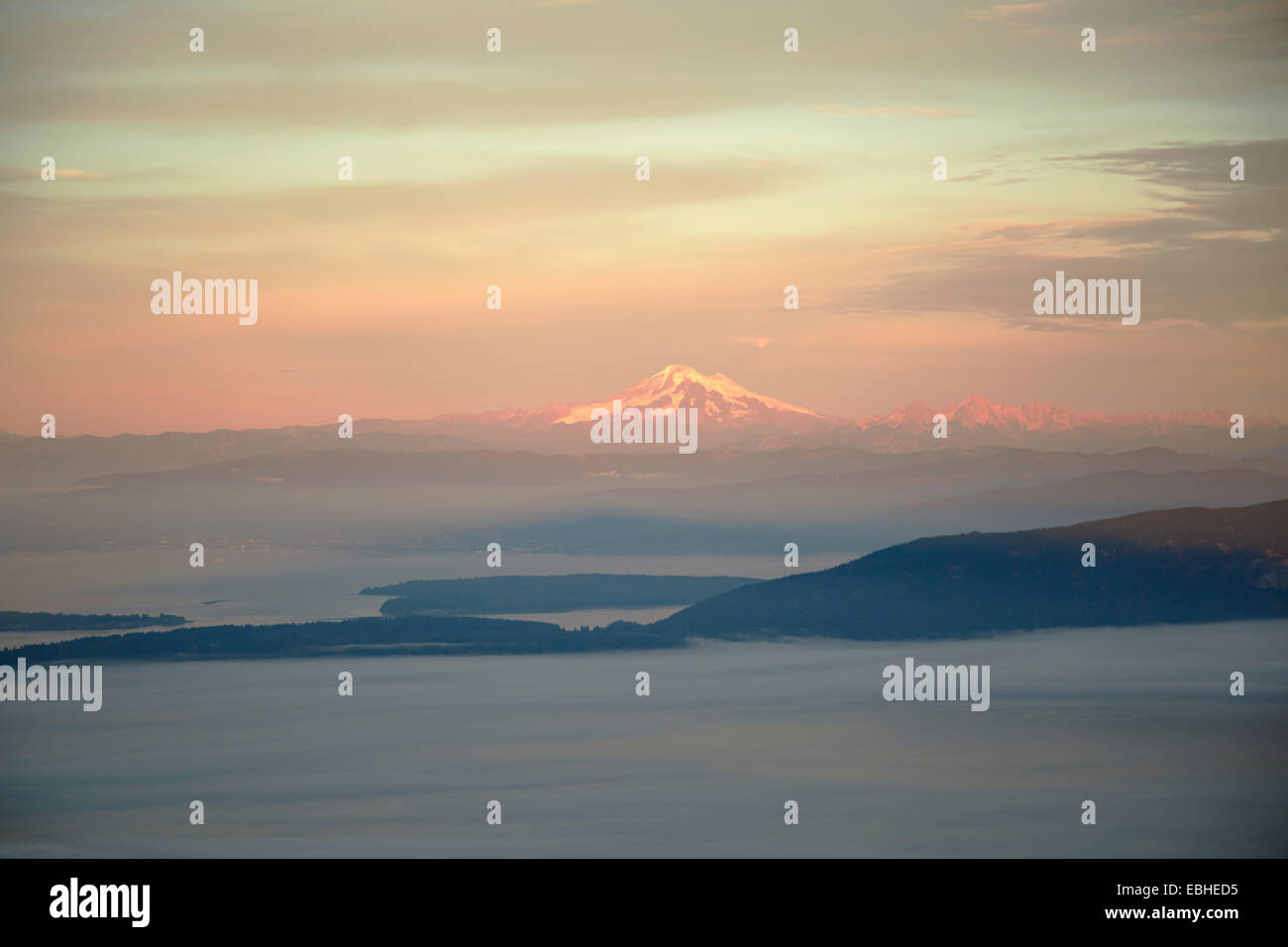 Mount consitution hi-res stock photography and images - Alamy