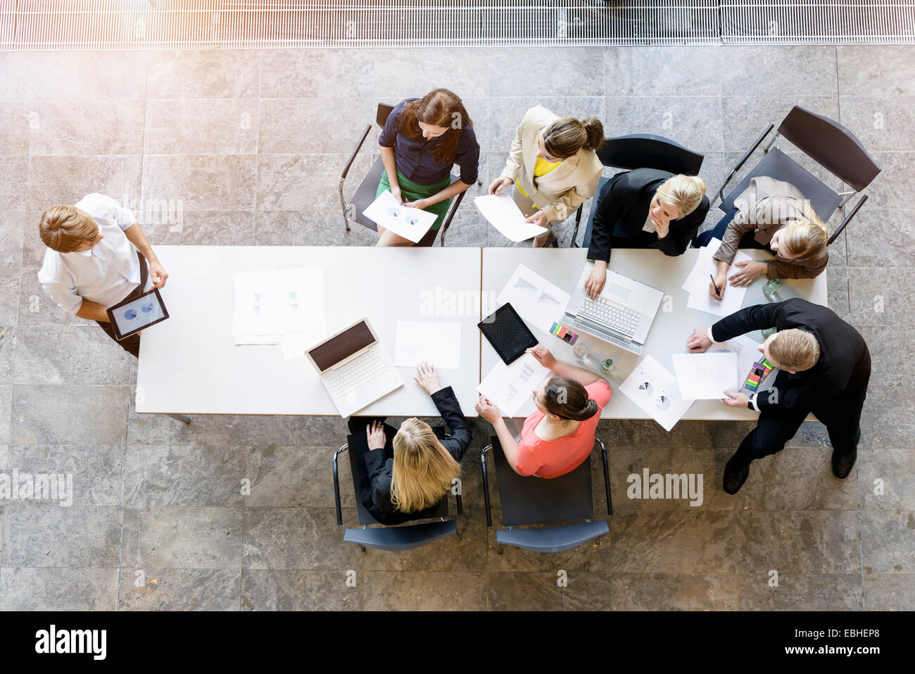 Group idea business overhead hi-res stock photography and images - Alamy