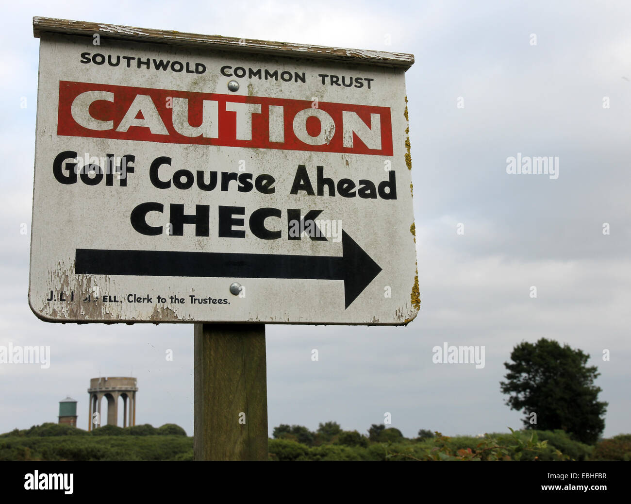 Golf course warning sign hi-res stock photography and images - Alamy