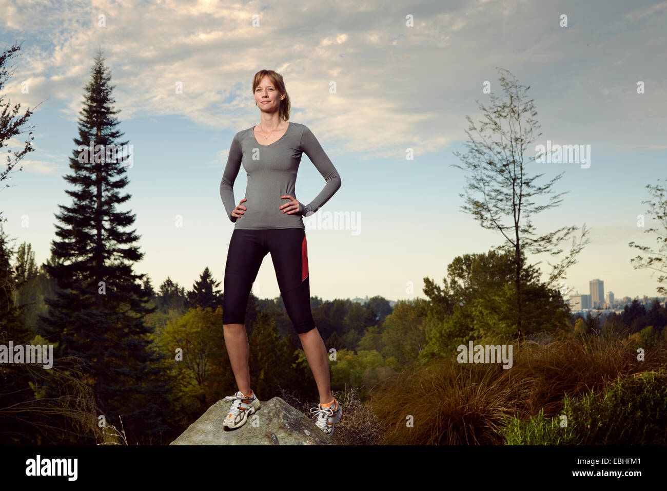 Female runner park hi-res stock photography and images - Alamy