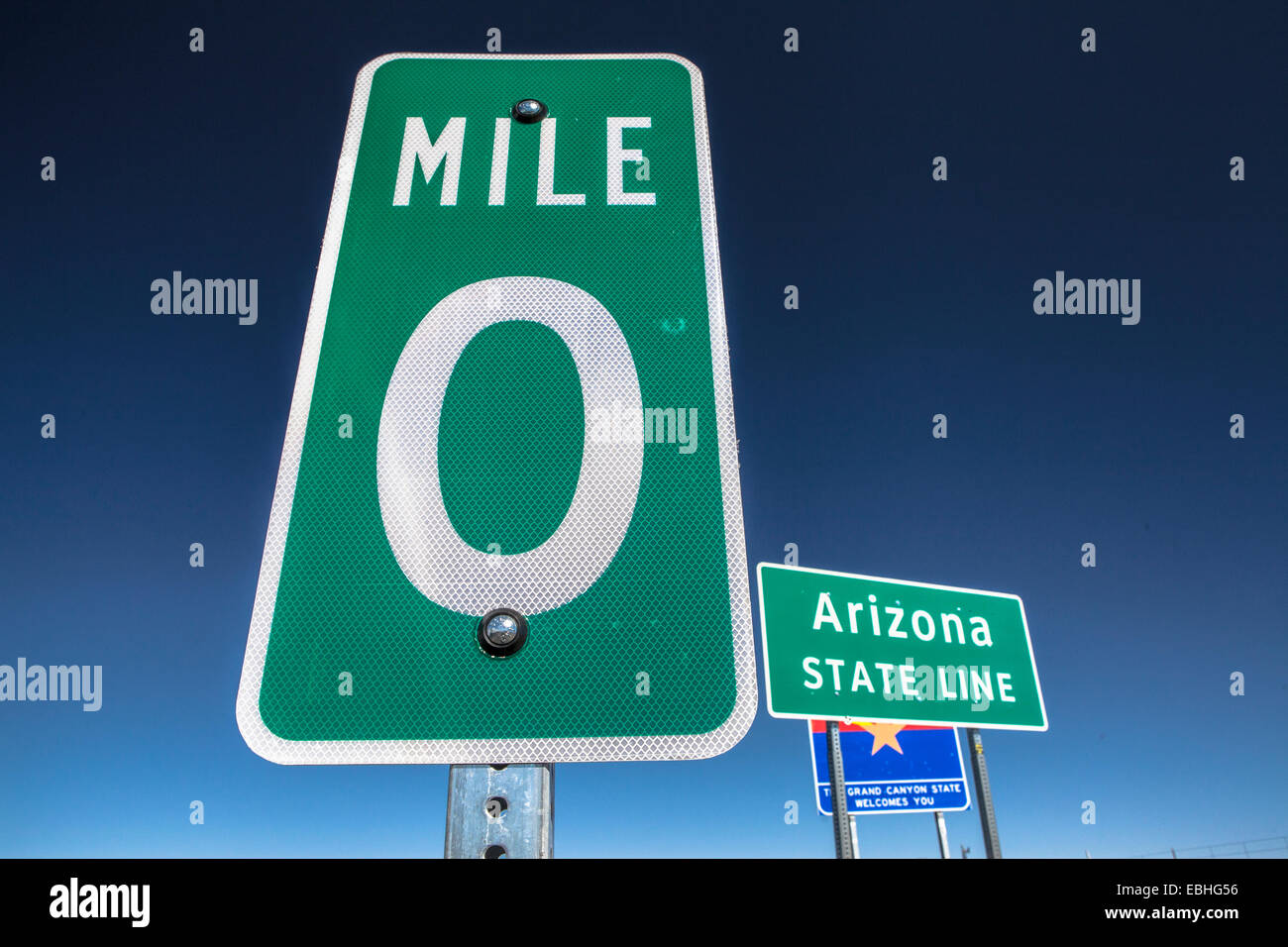 Road signs and blue sky, Arizona State Line, USA Stock Photo - Alamy