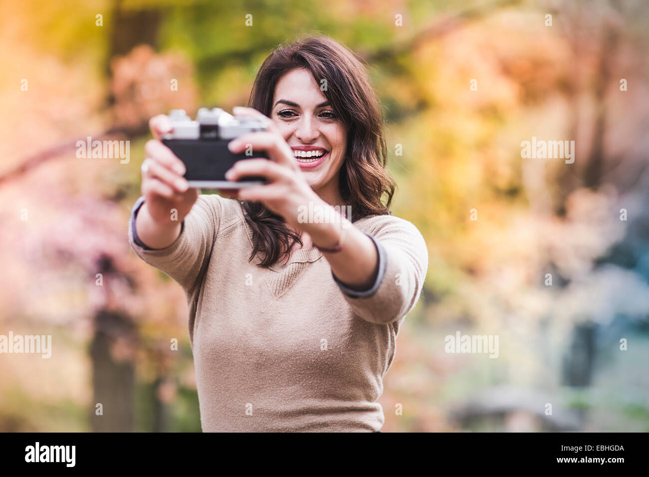 Slr camera in use hi-res stock photography and images - Alamy